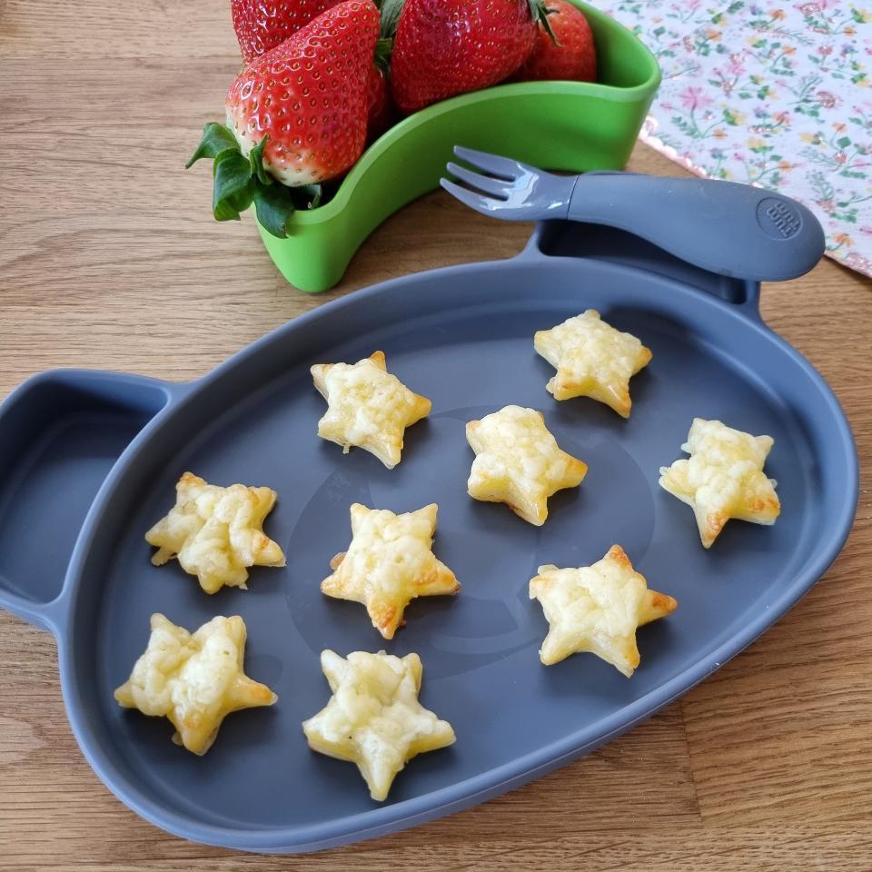 Cheesy Stars – TUM TUM TOTS